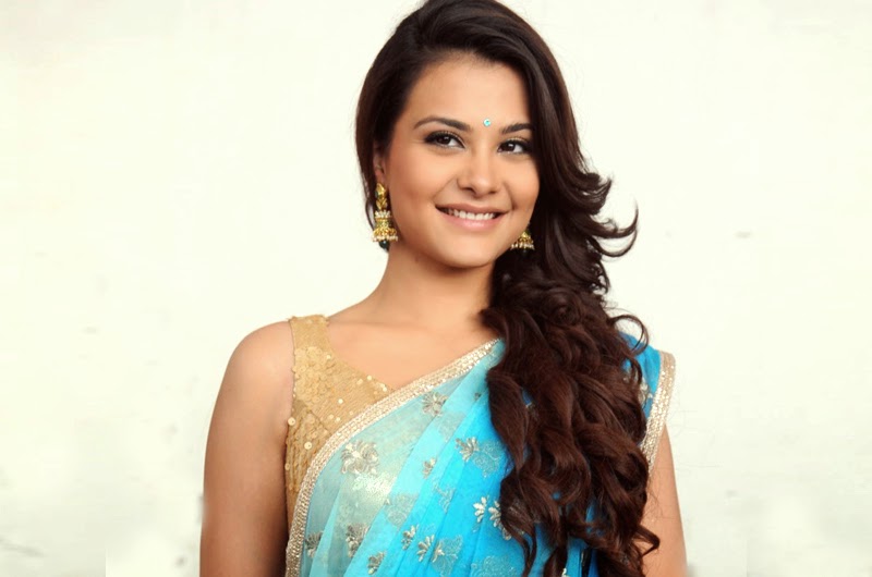 Naziya Latest Hot Photo Stills - Ophotoshoot