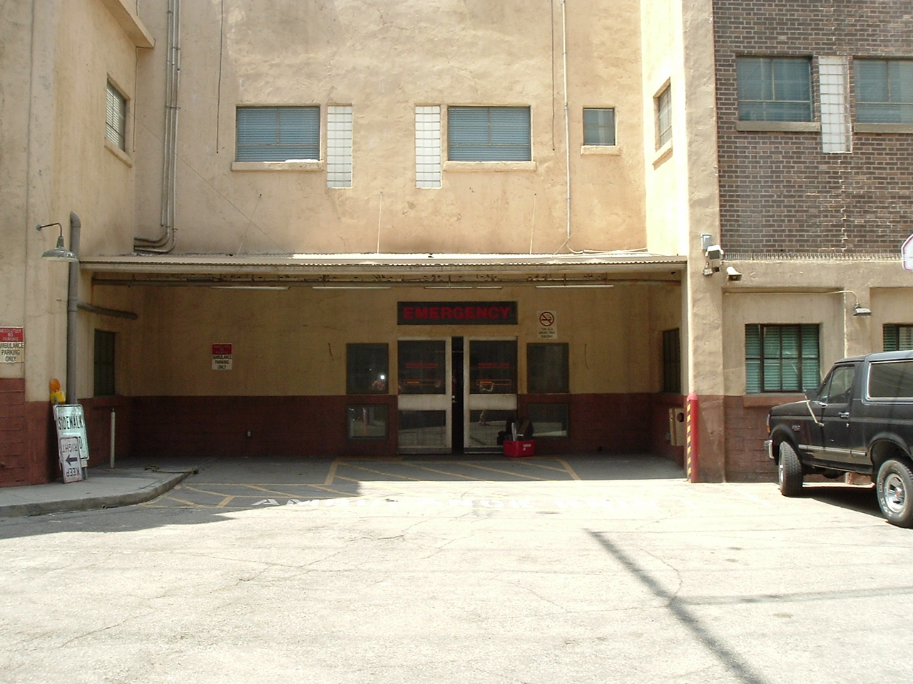 Filming Locations of Chicago and Los Angeles: ER