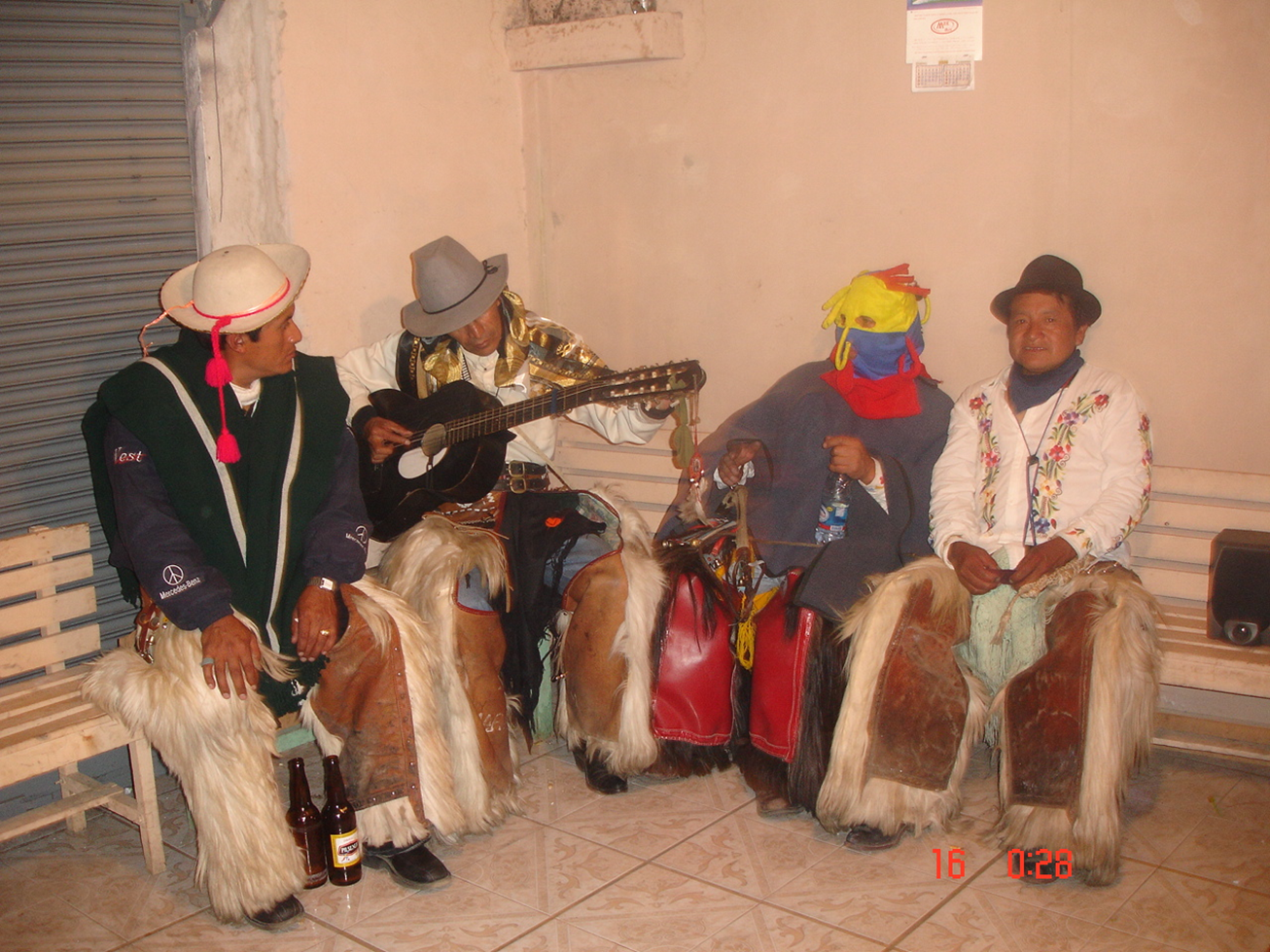 MAR...: A PROPOSITO.... DE LOS ZAMARROS Y LAS ZAMARRIADAS..... DANZA ...