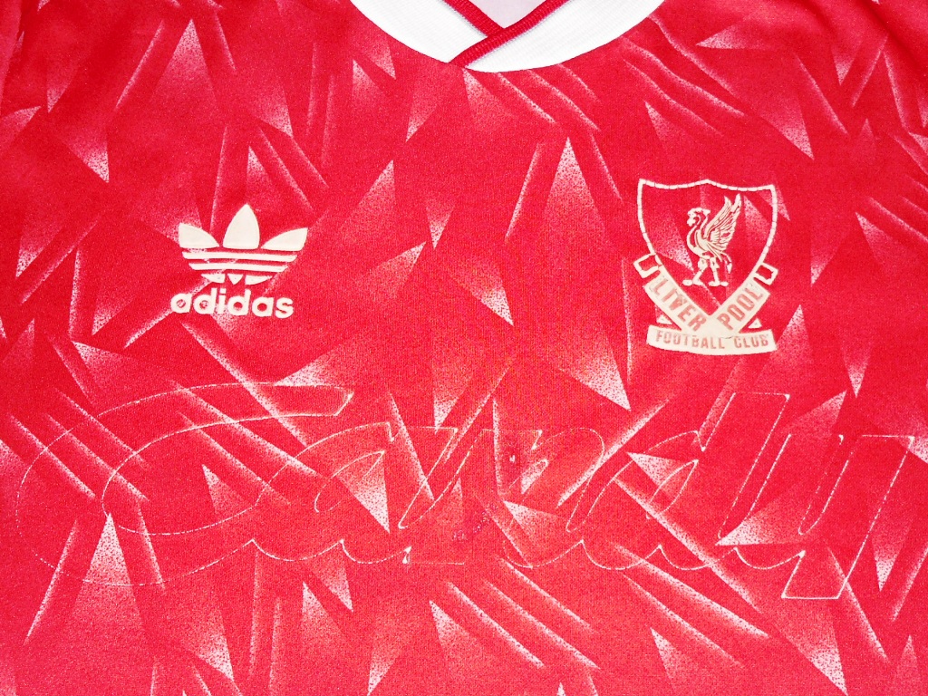 KEDAI BAJU GUNIIIII: VINTAGE LIVERPOOL CANDY JERSEY---SOLD