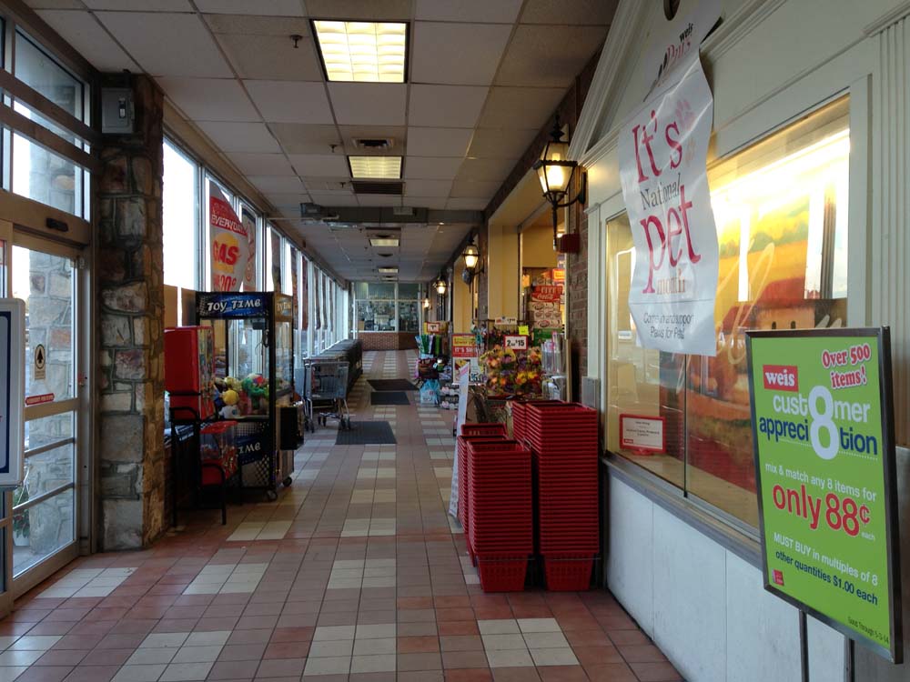 Sky City: Retail History: Westgate Mall: Bethlehem, PA