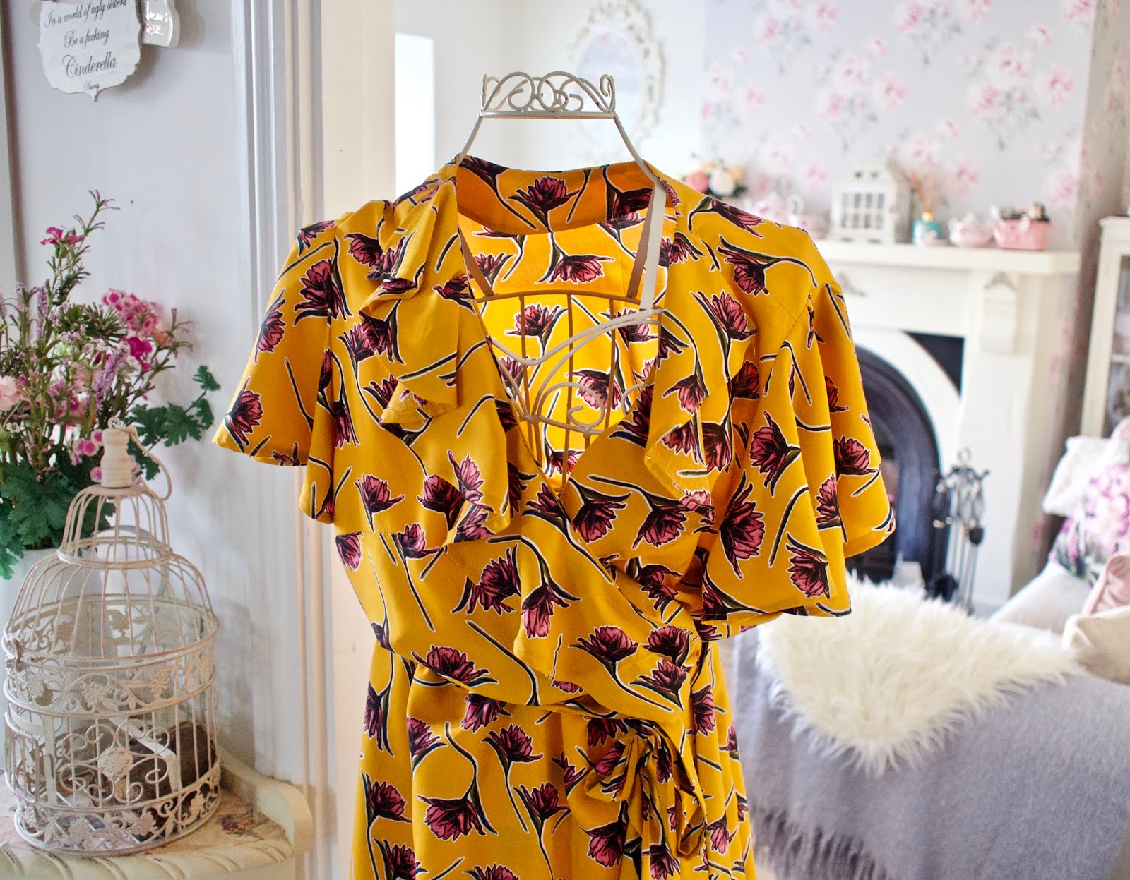 DIY wrap dress, Simplicity 8608 |AD - Dainty Dress Diaries