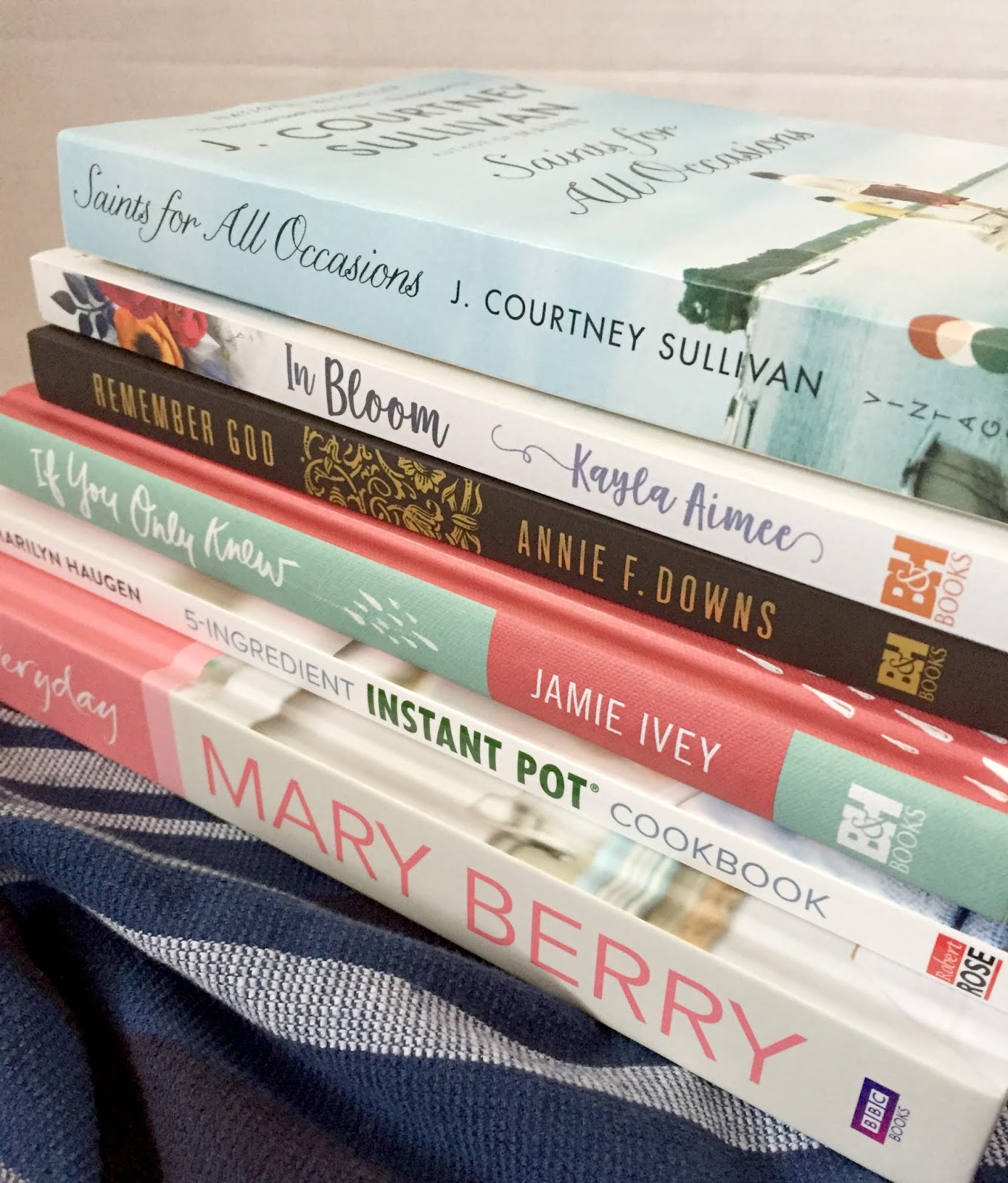 I Read 50 Books This Year, Here's the Whole List + Book Bundle Giveaway ...