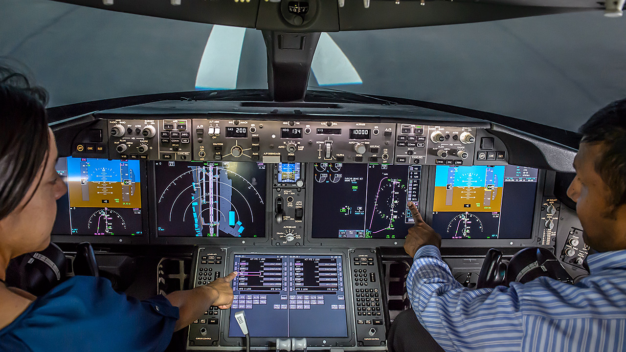 Aviation Jobs, Gist and Rumors!: Boeing Unveils Touch-Screen Flight ...