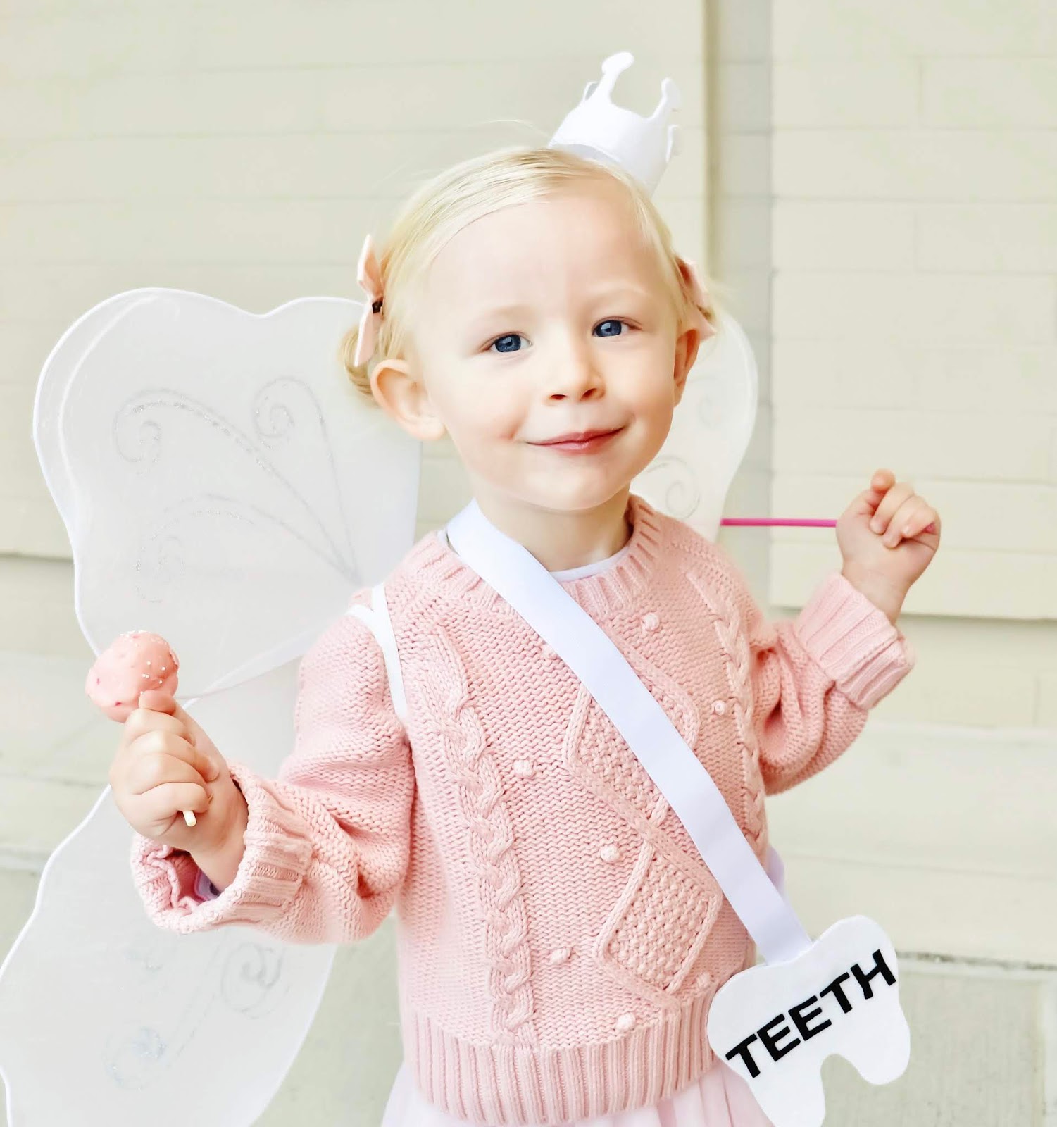 MAMA Jots: DIY Tooth Fairy // Halloween Costume