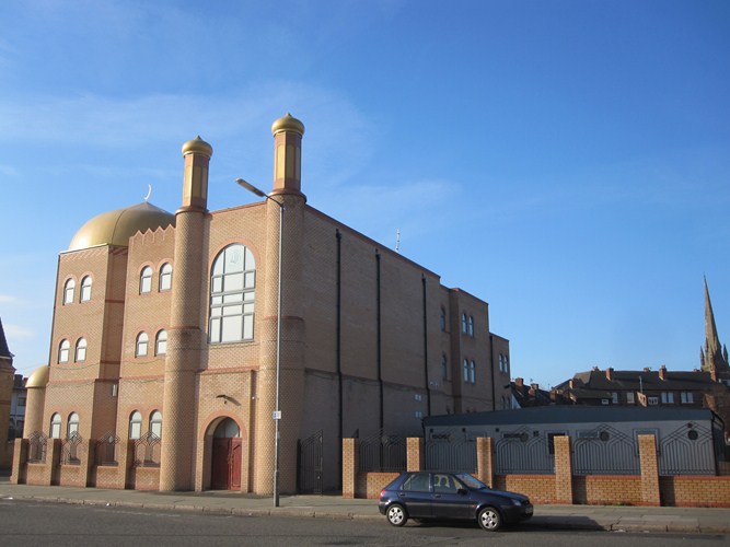 Singgah Solat di Masjid Liverpool | Al Rahma Mosque and Cultural Centre ...