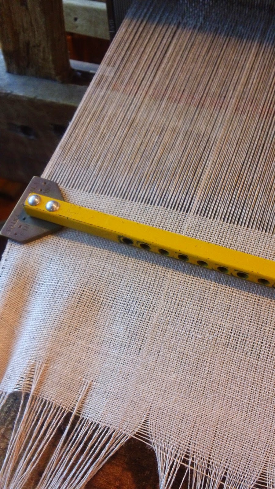 The Weaving Apprentice: Linen Weaving