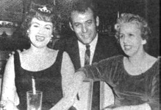 Lets Keep The 50s Spirit Alive Patsy Cline And Her Mother Hilda Hensley Flank Carl Perkins