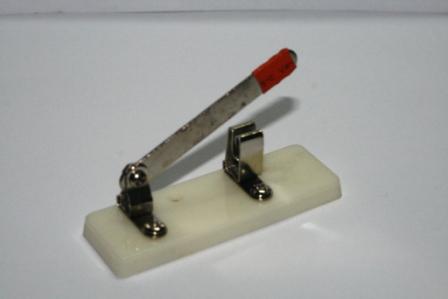 .: KOMPONEN ELEKTRIK