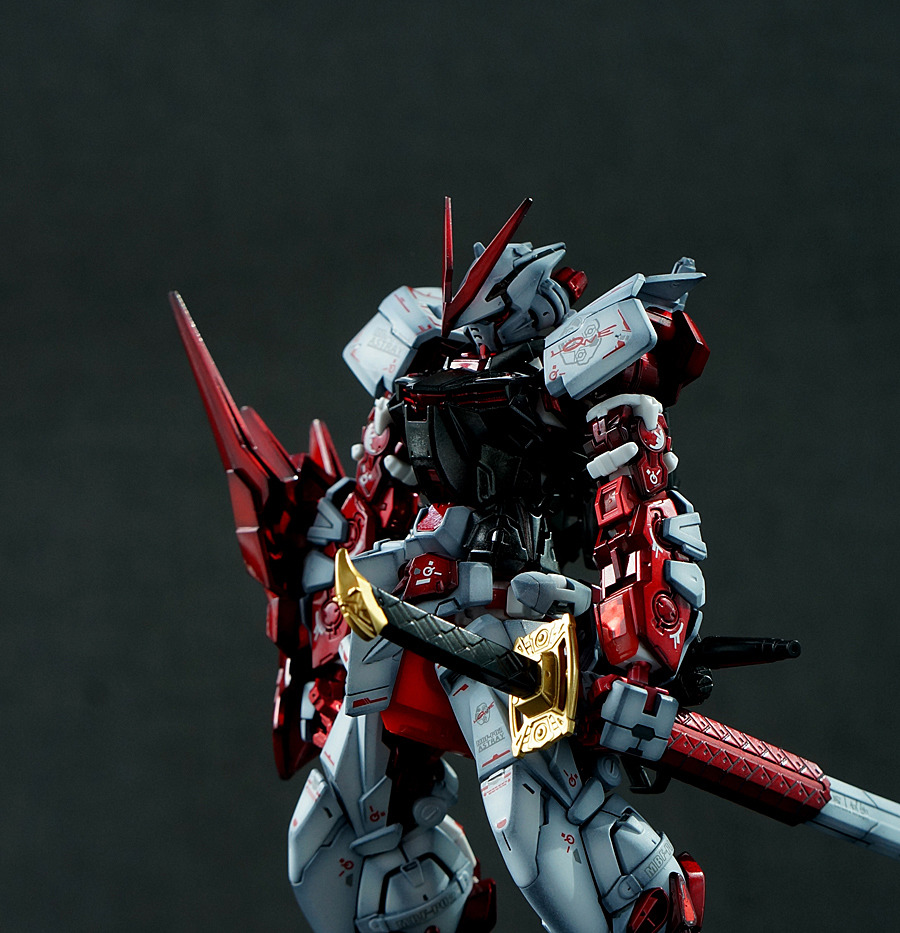 GUNDAM GUY: RG 1/144 Astray Red Frame Sengoku - Customized Build