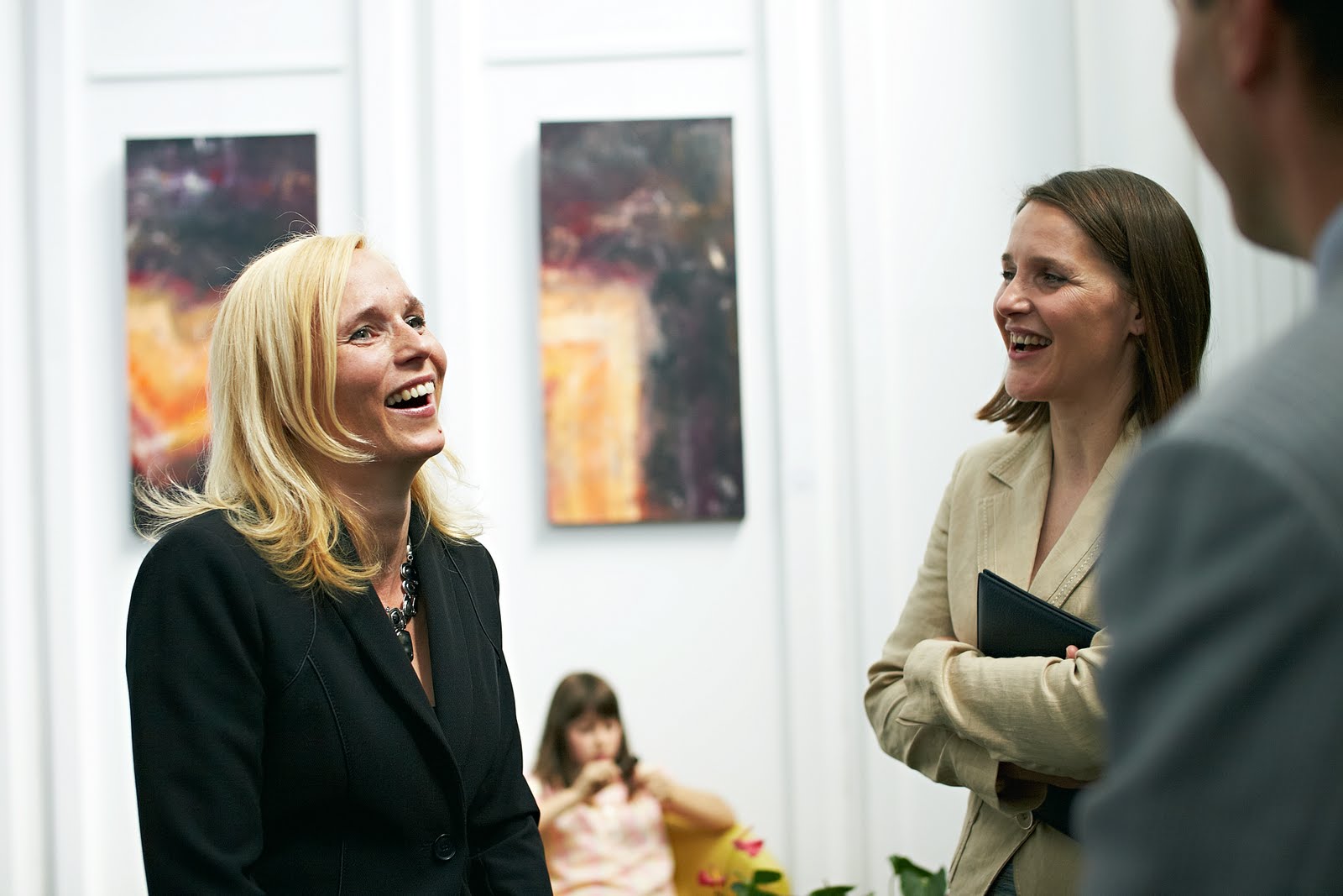 ANNMARIE - BLOG: Samostojna razstava v galeriji Ministrstva za obrambo ...