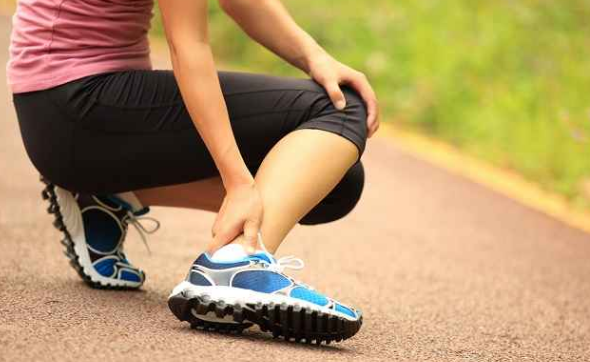 17 Cara mengobati keseleo dan kecetit pada kaki - Trik Sehat