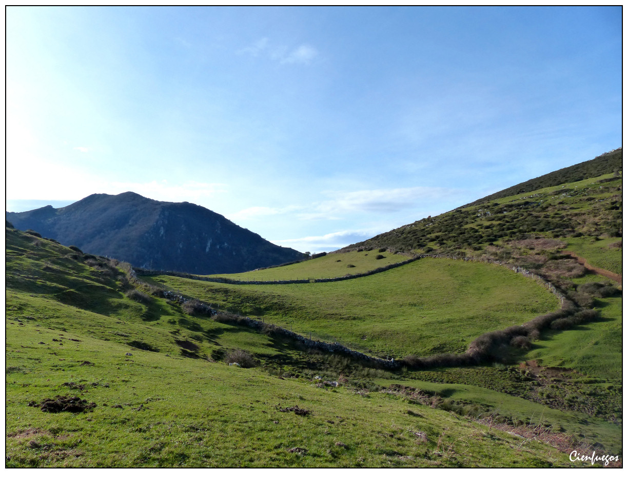 Caleyando con Cienfuegos: La Sierra de Serandi por el Desfiladero de ...