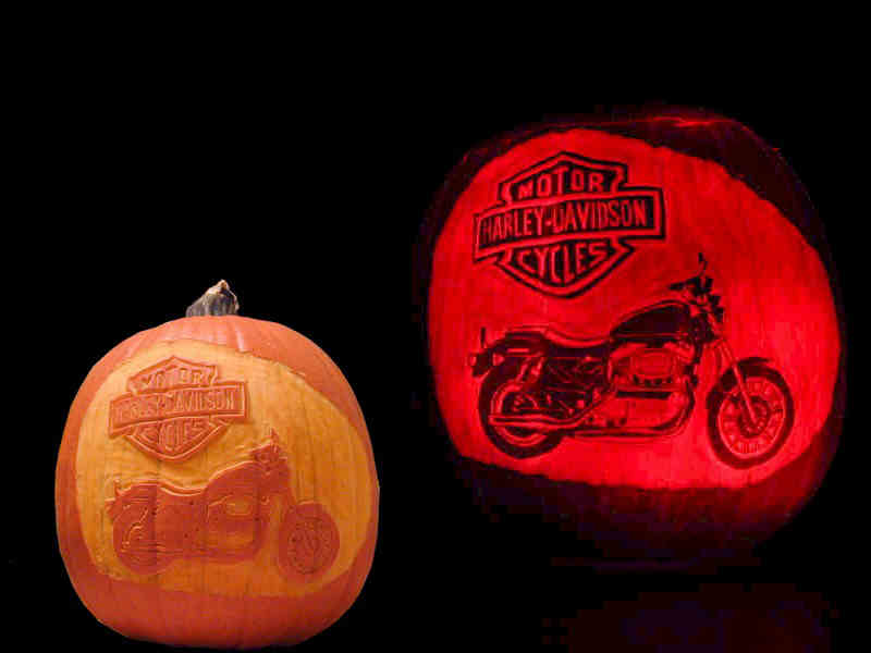 Motoblogn: Motorcycle Pumpkin Carvings