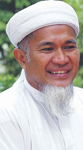 Koleksi Ceramah Pilihan: USTAZ AZMIL MUSTAFA - Taat Patuh Perintah ALLAH