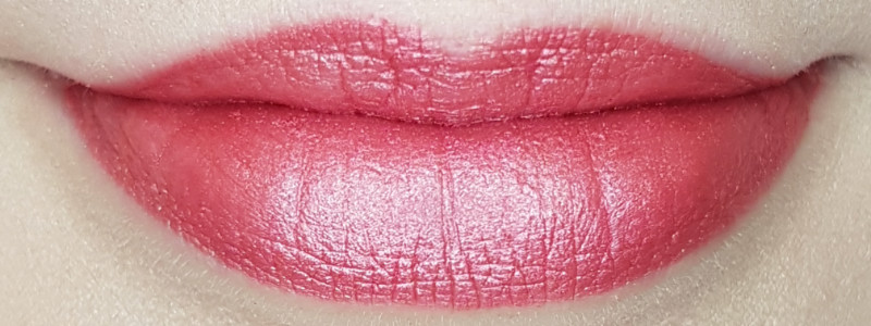 Beautifinous.: Avon True Luminous Velvet Lipstick review and swatches
