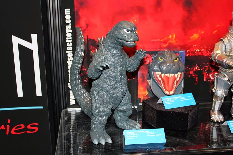 Import Monsters: Toy Fair 2015: Diamond Select Godzilla Banks