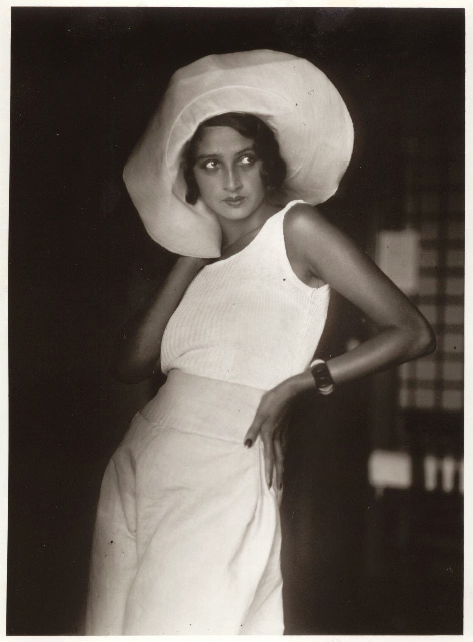 Ploaia de cuvinte: Renee Pearl si Jacques Henri Lartigue