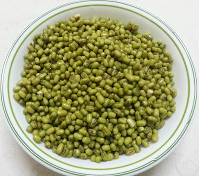 Annapurna: Moong Sprouts Salad Recipe