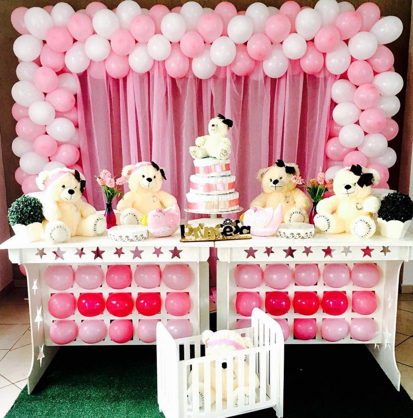 Un lindo oso de peluche para tu fiesta de baby shower