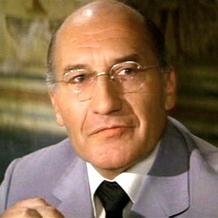 BOND ALLIES - 007 Travelers