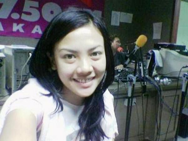 one day with mycelebrity: ANTIE KALIS PHOTO GALLERY