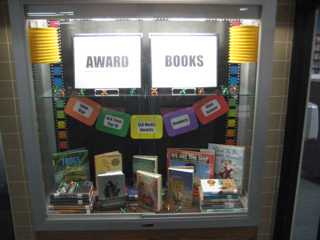 Library Displays: Award Books
