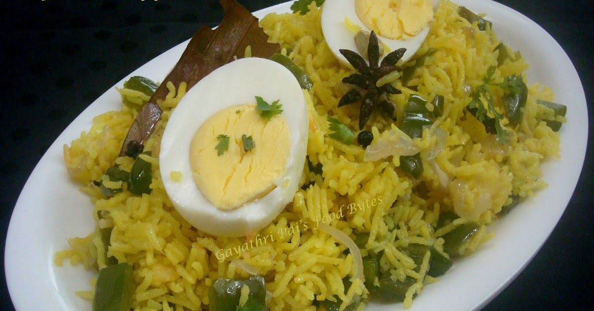 Gayathri Pai's Food Bytes: Capsicum ~ Egg Pulav.