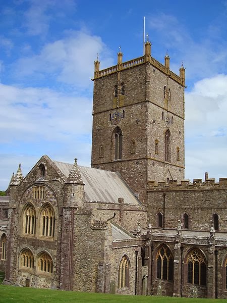 Traveler Guide: St. David’s Cathedral