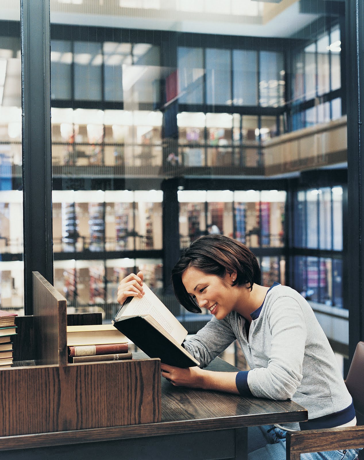 ELIfe: Previewing Your Textbook