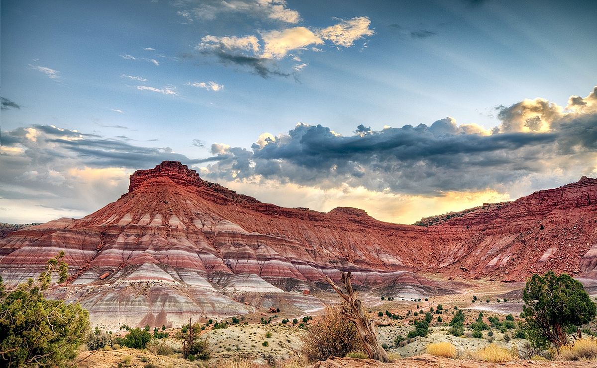 Paria River Canyon- Rainbow Mountain in Utah - Geology In