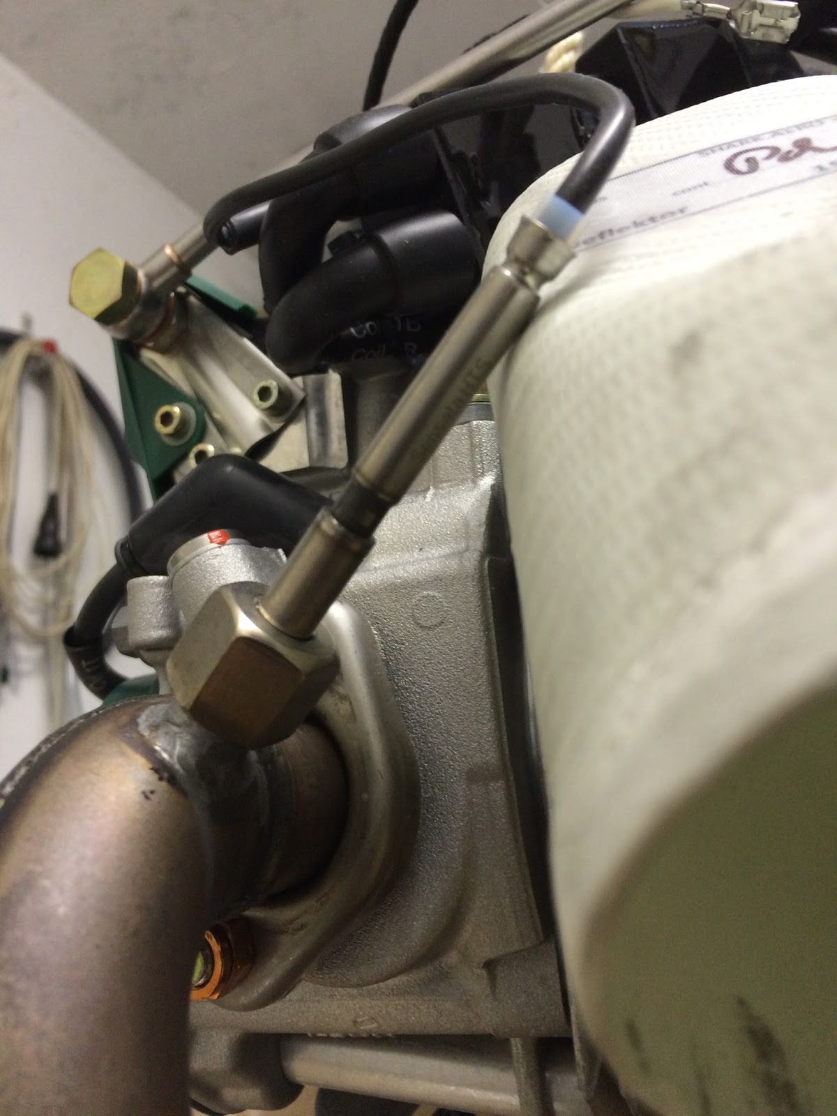 Wolfgang's RV-12: ROTAX 912 iS Installation