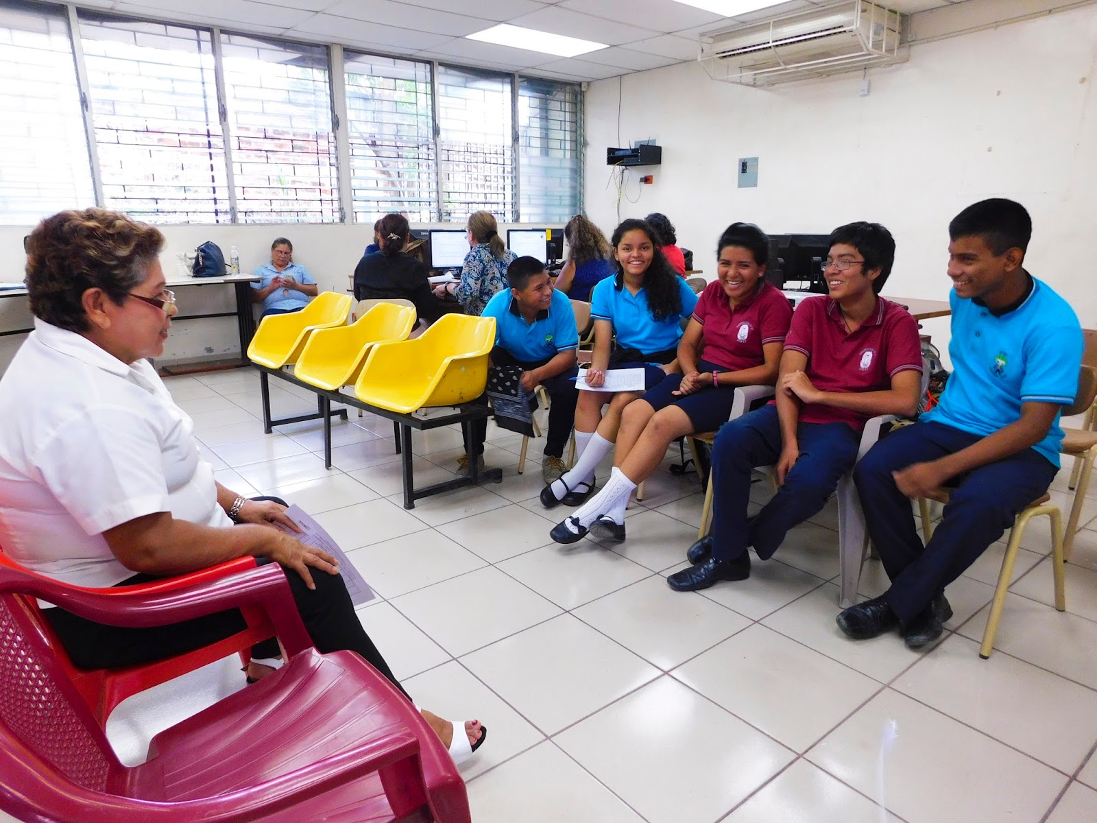 Fortaleciendo la democracia estudiantil