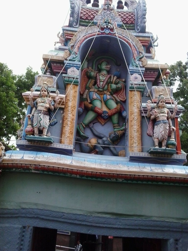 Tamilnadu Tourism: Periya Anjaneyar Temple, Ambur, Vellore