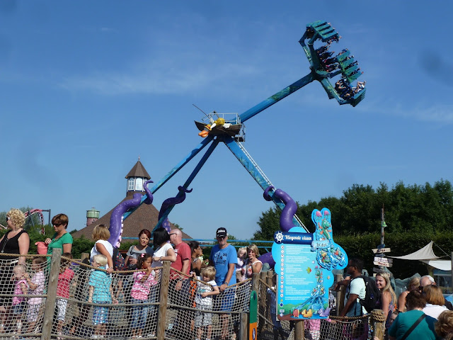 Kee Hua Chee Live!: DRIEVLIET IS THE BEST THEME PARK IN THE HAGUE AND ...