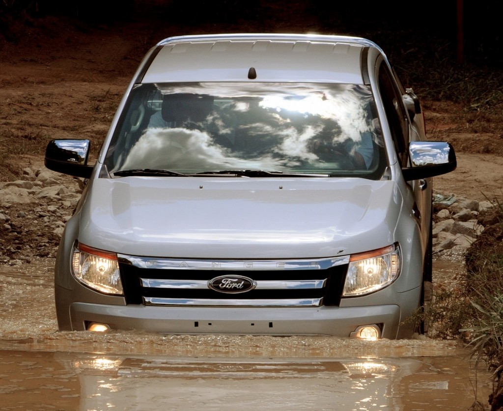 Nova Ford Ranger 2013 chega com preços a partir de 61.900 reais | Auto ...