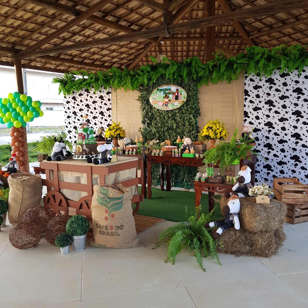 Fazendinha para comemorar o primeiro aniversário! — Guia Tudo Festa ...