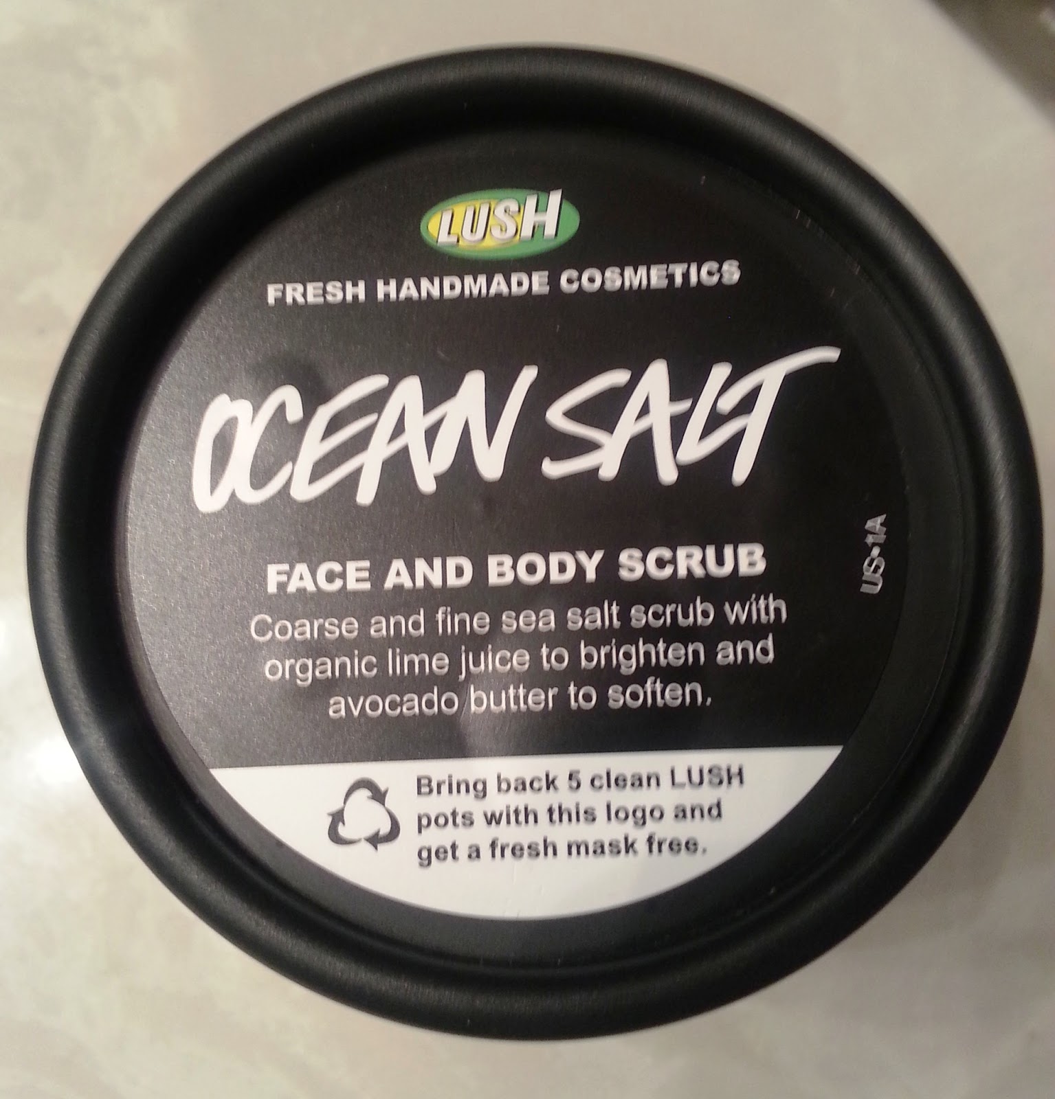 A Love Affair With Eyeliner: Lush Products Review: Ocean Salt and Shine ...