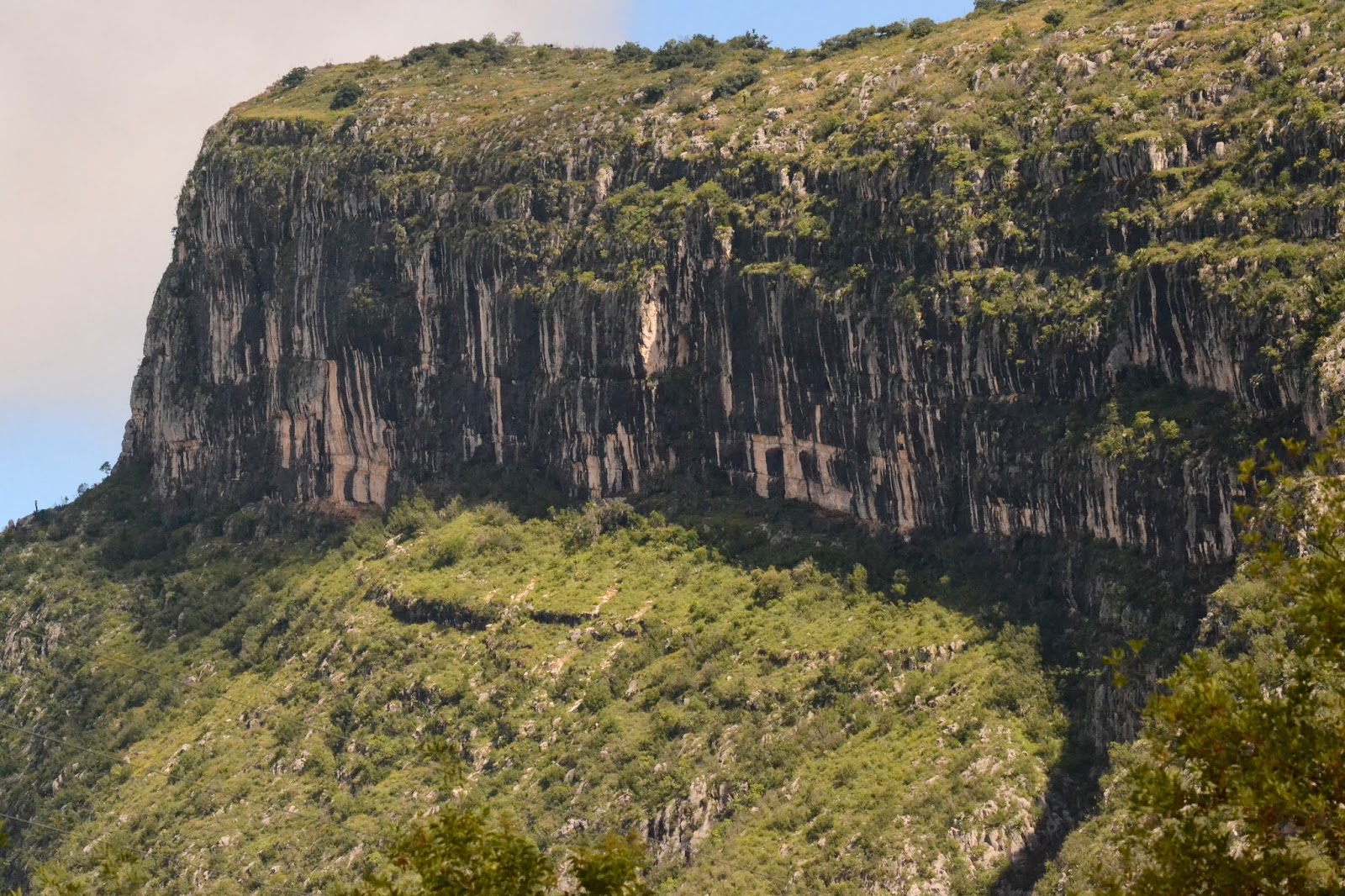 Ulric Rousseau: El Salto, Mexico CLIMBING