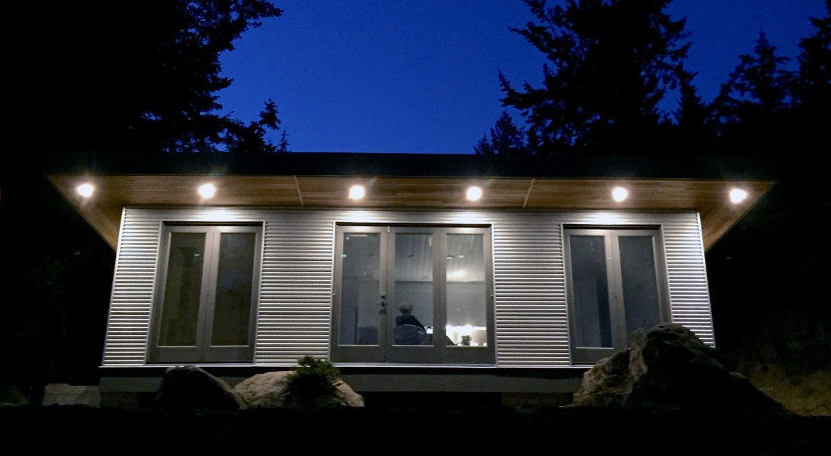TINY HOUSE TOWN: Desolation Sound Modular Off-Grid Cabin