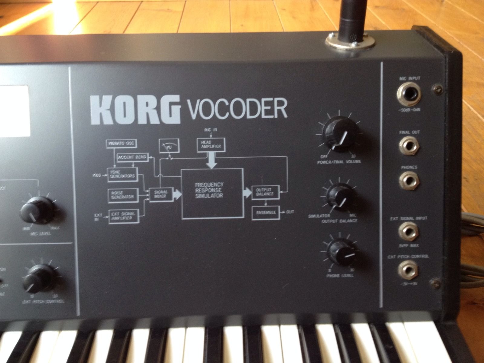 MATRIXSYNTH: Korg VC10 Vocoder Synthesizer SN 161660