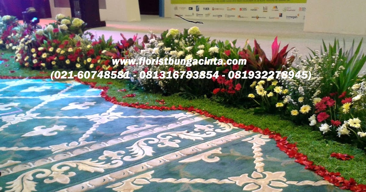 Tren Gaya 45+ Dekorasi Bunga Panggung Paling Unik