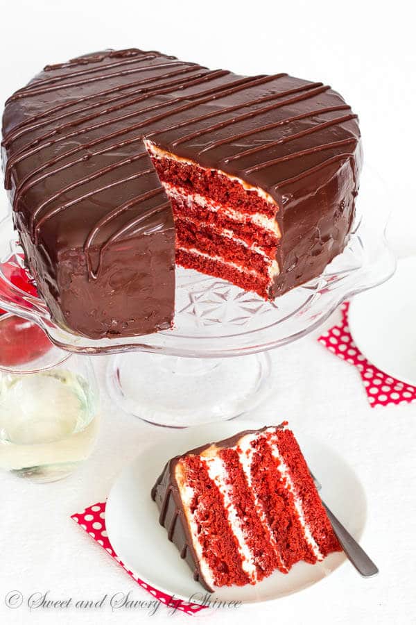 Super Tall Blood-Red Velvet Layer Cake | ide resep mudah untuk anda