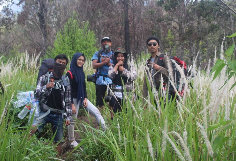Jalur Pendakian Gunung Butak Malang,Keindahan Sabana Gunung Butak (2868 ...