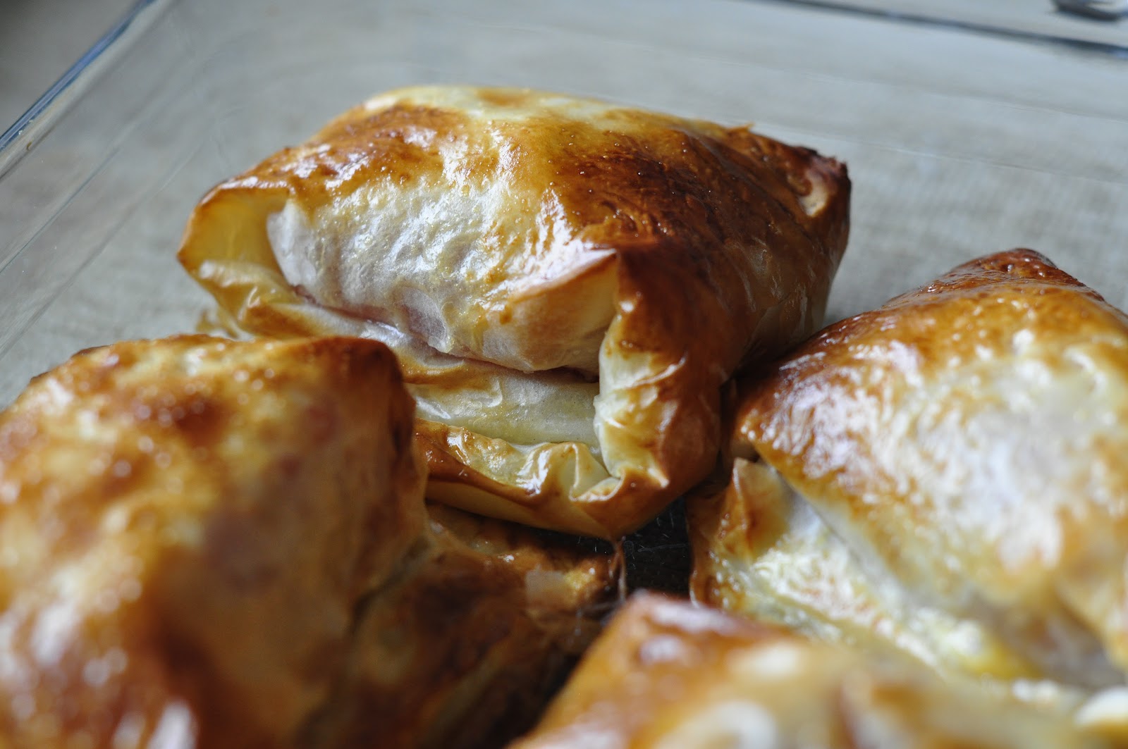 Un domingo en mi cocina: Paquetitos de pasta filo con queso camembert