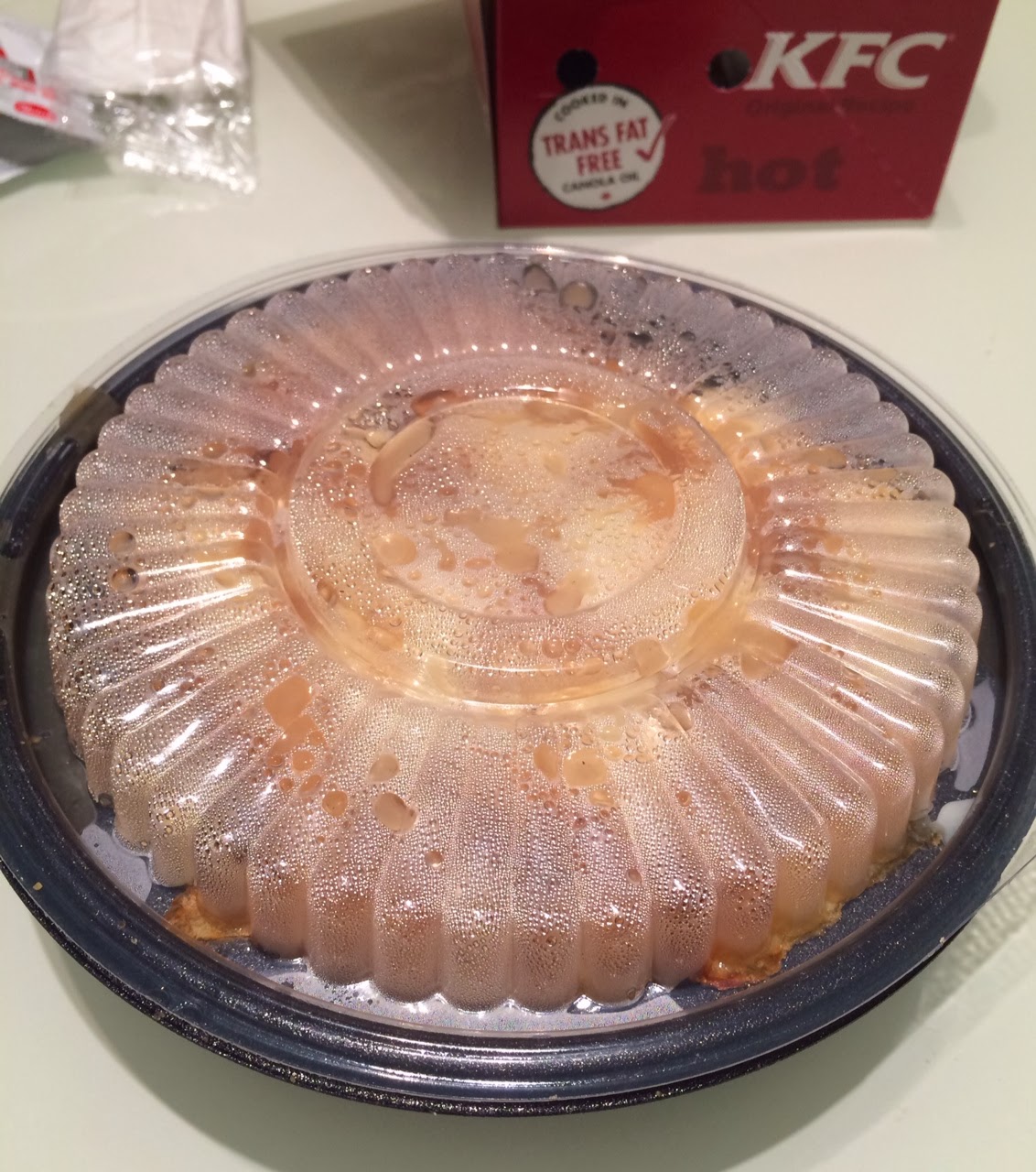 Poutine From KFC / ケンタッキーのプーティン ~ I'm Made of Sugar! - Chihiro's food blog