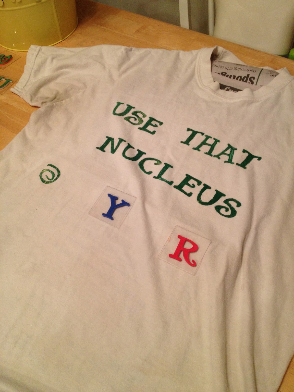 7th Grade Cell Biology project: Design a t-shirt