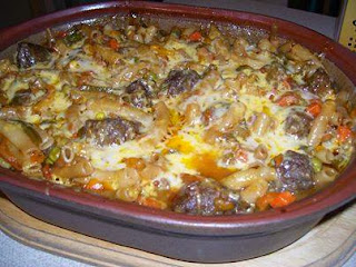 LEKKER RESEPTE VIR DIE JONGERGESLAG: MACARONI EN BOEREWORS GEREG