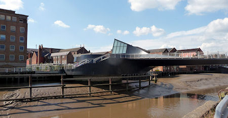 The Presurfer: The Scale Lane Bridge In Hull