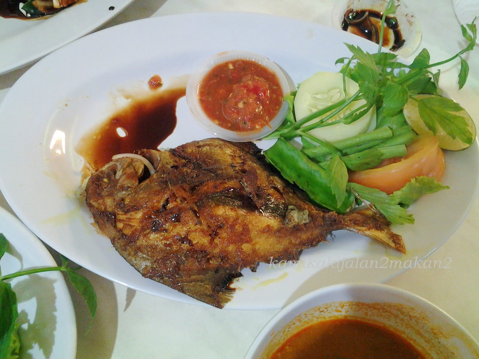 KAMIkakiJALAN2MAKAN2: D' DESA CORNER, MYDIN USJ